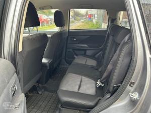 Grey Mitsubishi Outlander 2015 in Panevezys, with an engine capacity of 2.30 L and mileage of 238 thousand km for 4900 €, photo 8 on AUTOMOTO.COM.LV