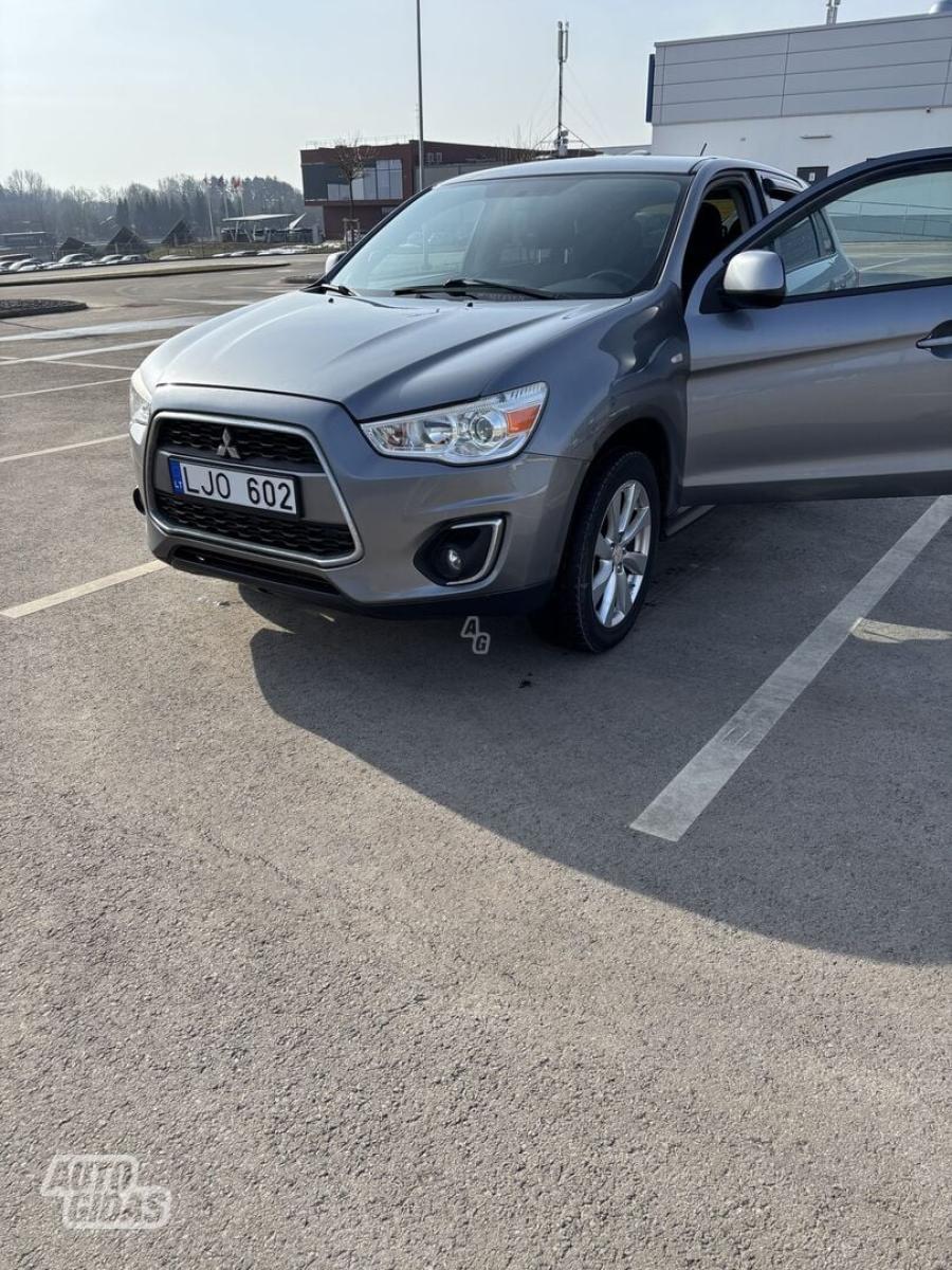 Grey Mitsubishi Outlander 2015 in Kaunas, with an engine capacity of 2.00 L and mileage of 159 thousand km for 5300 €, photo 1 on AUTOMOTO.COM.LV