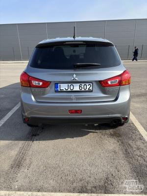 Grey Mitsubishi Outlander 2015 in Kaunas, with an engine capacity of 2.00 L and mileage of 159 thousand km for 5300 €, photo 16 on AUTOMOTO.COM.LV