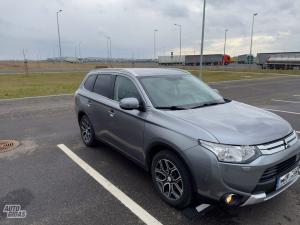 Grey Mitsubishi Outlander 2015 in Marijampole, with an engine capacity of 2.00 L and mileage of 293 thousand km for 9500 €, photo 3 on AUTOMOTO.COM.LV