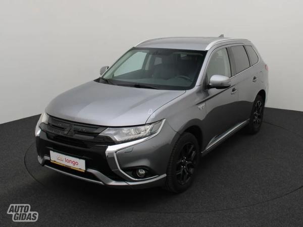 Pelēks Mitsubishi Outlander 2015 Viļņa, ar dzinēja tilpumu 2.00 L un nobraukumu 253 tūkst. km par 11899 €, foto 1 vietnē AUTOMOTO.COM.LV