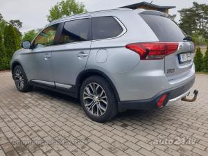 Grey Mitsubishi Outlander 2015 in Tallinn, with an engine capacity of 2.00 L and mileage of 191 thousand km for 11000 €, photo 6 on AUTOMOTO.COM.LV