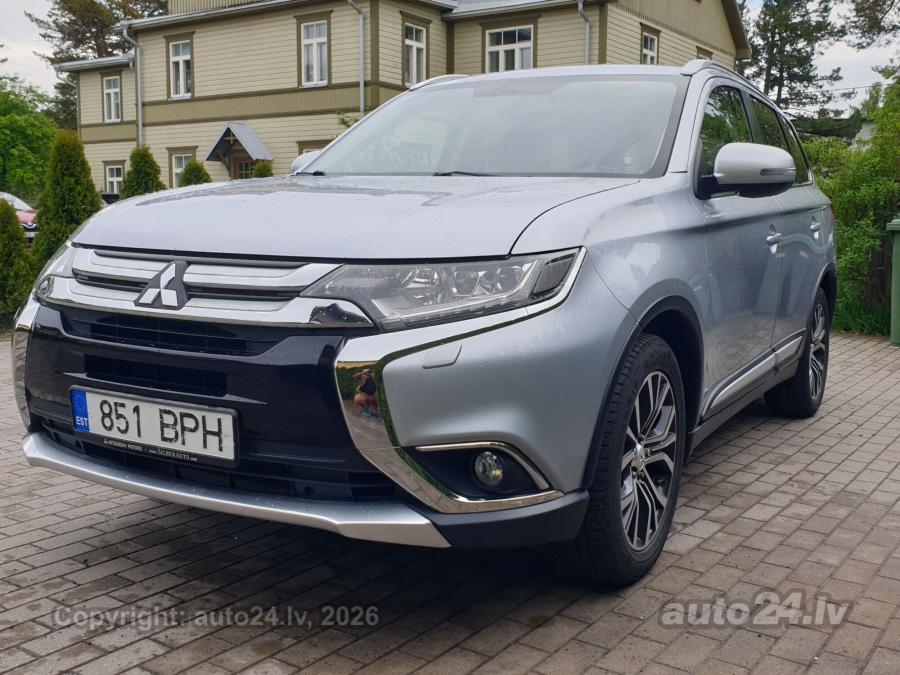 Grey Mitsubishi Outlander 2015 in Tallinn, with an engine capacity of 2.00 L and mileage of 191 thousand km for 11000 €, photo 7 on AUTOMOTO.COM.LV