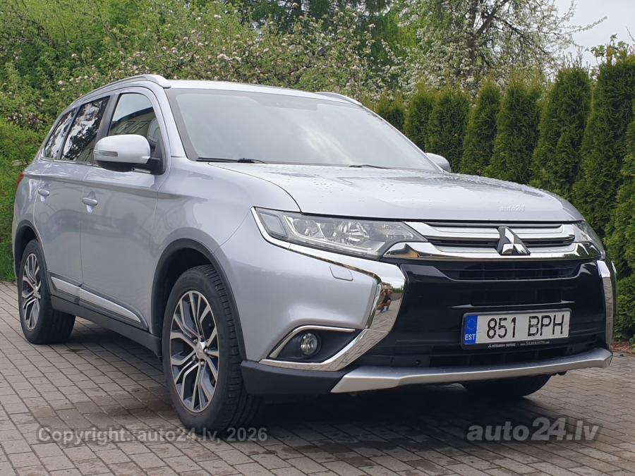 Grey Mitsubishi Outlander 2015 in Tallinn, with an engine capacity of 2.00 L and mileage of 191 thousand km for 11000 €, photo 8 on AUTOMOTO.COM.LV