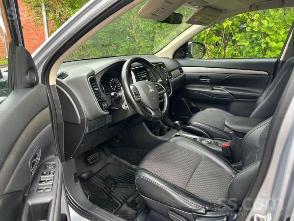 Pelēks Mitsubishi Outlander 2015 Rīga, ar dzinēja tilpumu 2.30 L un nobraukumu 0 tūkst. km par 5790 €, foto 9 vietnē AUTOMOTO.COM.LV