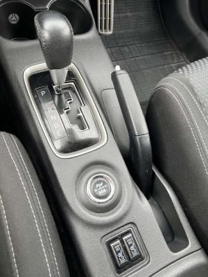 Grey Mitsubishi Outlander 2015 in Radviliskis, with an engine capacity of 2.27 L and mileage of 266 thousand km for 8950 €, photo 20 on AUTOMOTO.COM.LV