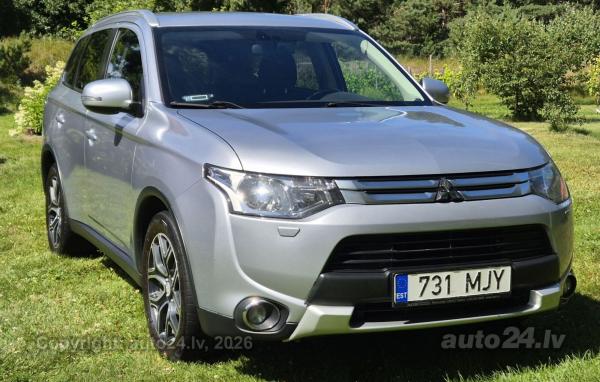 Pelēks Mitsubishi Outlander 2015 Tallina, ar dzinēja tilpumu 2.00 L un nobraukumu 179 tūkst. km par 8990 €, foto 1 vietnē AUTOMOTO.COM.LV