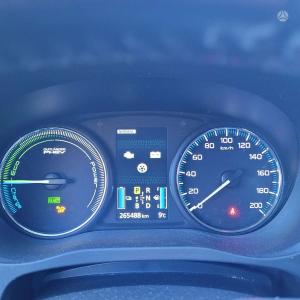 Pelēks Mitsubishi Outlander 2015 Viļņa, ar dzinēja tilpumu 2.00 L un nobraukumu 266 tūkst. km par 9300 €, foto 5 vietnē AUTOMOTO.COM.LV