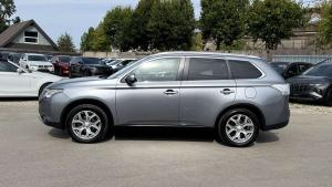 Grey Mitsubishi Outlander 2015 in Telschi, with an engine capacity of 2.27 L and mileage of 199 thousand km for 8300 €, photo 5 on AUTOMOTO.COM.LV