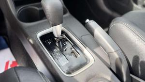 Grey Mitsubishi Outlander 2015 in Telschi, with an engine capacity of 2.27 L and mileage of 199 thousand km for 8300 €, photo 20 on AUTOMOTO.COM.LV