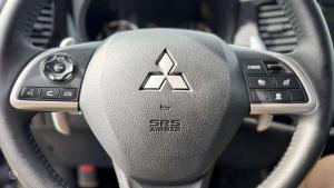 Grey Mitsubishi Outlander 2015 in Telschi, with an engine capacity of 2.27 L and mileage of 199 thousand km for 8300 €, photo 22 on AUTOMOTO.COM.LV
