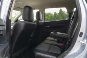 Pelēks Mitsubishi Outlander 2015 Rīga, ar dzinēja tilpumu 2.30 L un nobraukumu 314 tūkst. km par 7490 €, foto 10 vietnē AUTOMOTO.COM.LV