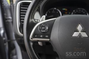 Pelēks Mitsubishi Outlander 2015 Rīga, ar dzinēja tilpumu 2.30 L un nobraukumu 314 tūkst. km par 7490 €, foto 14 vietnē AUTOMOTO.COM.LV