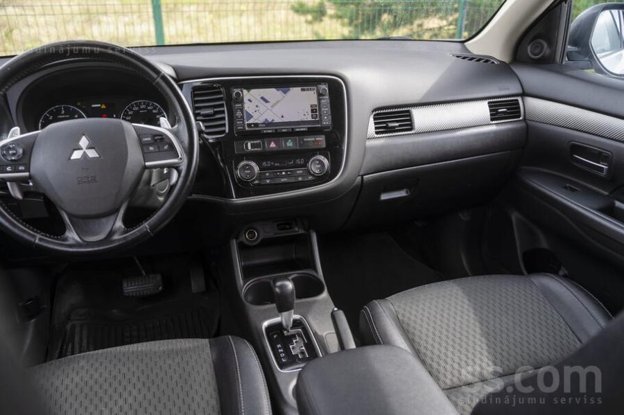 Pelēks Mitsubishi Outlander 2015 Rīga, ar dzinēja tilpumu 2.30 L un nobraukumu 314 tūkst. km par 7490 €, foto 19 vietnē AUTOMOTO.COM.LV