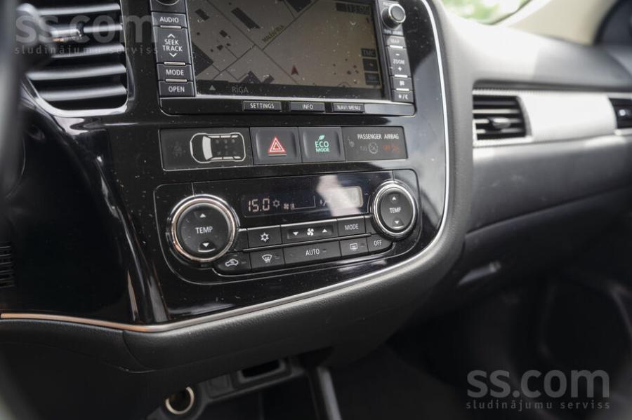 Pelēks Mitsubishi Outlander 2015 Rīga, ar dzinēja tilpumu 2.30 L un nobraukumu 314 tūkst. km par 7490 €, foto 22 vietnē AUTOMOTO.COM.LV