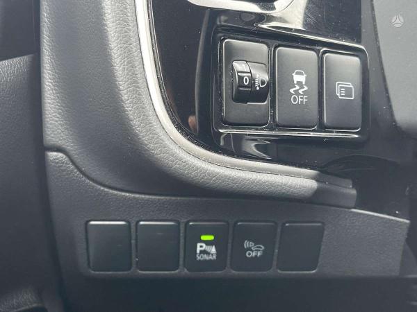 Pelēks Mitsubishi Outlander 2015 Viļņa, ar dzinēja tilpumu 2.00 L un nobraukumu 200 tūkst. km par 11300 €, foto 11 vietnē AUTOMOTO.COM.LV