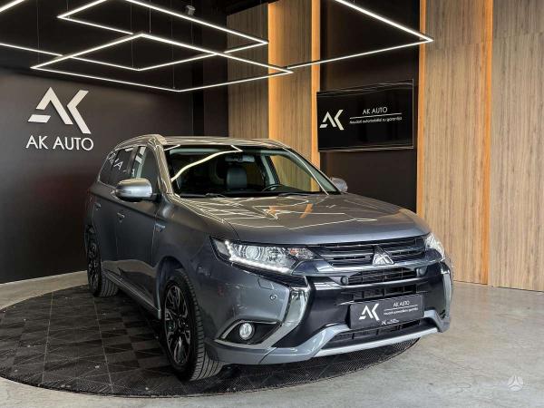 Pelēks Mitsubishi Outlander 2015 Kauņa, ar dzinēja tilpumu 2.00 L un nobraukumu 211 tūkst. km par 13490 €, foto 4 vietnē AUTOMOTO.COM.LV