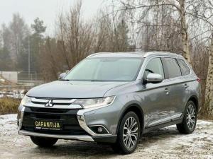 Grey Mitsubishi Outlander 2016 in Siauliai, with an engine capacity of 2.27 L and mileage of 238 thousand km for 12550 €, photo 18 on AUTOMOTO.COM.LV