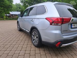 Pelēks Mitsubishi Outlander 2016 Viļņa, ar dzinēja tilpumu 2.00 L un nobraukumu 263 tūkst. km par 9800 €, foto 4 vietnē AUTOMOTO.COM.LV