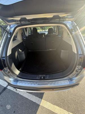 Grey Mitsubishi Outlander 2016 in Vilnius, with an engine capacity of 2.00 L and mileage of 104 thousand km for 16490 €, photo 12 on AUTOMOTO.COM.LV