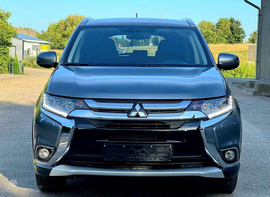 Grey Mitsubishi Outlander 2016 in Utena, with an engine capacity of 2.27 L and mileage of 141 thousand km for 13150 €, photo 28 on AUTOMOTO.COM.LV