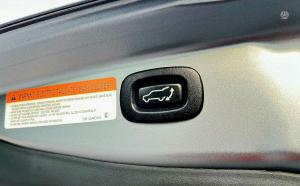 Grey Mitsubishi Outlander 2016 in Utena, with an engine capacity of 2.27 L and mileage of 141 thousand km for 13150 €, photo 31 on AUTOMOTO.COM.LV