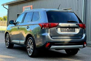 Grey Mitsubishi Outlander 2016 in Utena, with an engine capacity of 2.27 L and mileage of 141 thousand km for 13150 €, photo 53 on AUTOMOTO.COM.LV