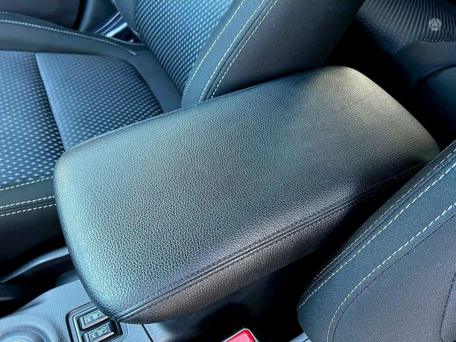 Grey Mitsubishi Outlander 2016 in Utena, with an engine capacity of 2.27 L and mileage of 141 thousand km for 13150 €, photo 54 on AUTOMOTO.COM.LV