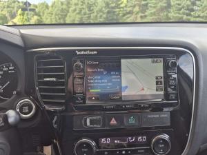Pelēks Mitsubishi Outlander 2016 Viļņa, ar dzinēja tilpumu 2.00 L un nobraukumu 201 tūkst. km par 14000 €, foto 27 vietnē AUTOMOTO.COM.LV