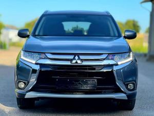 Grey Mitsubishi Outlander 2016 in Utena, with an engine capacity of 2.27 L and mileage of 140 thousand km for 13100 €, photo 12 on AUTOMOTO.COM.LV