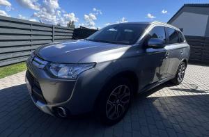 Grey Mitsubishi Outlander 2016 in Klaipeda, with an engine capacity of 2.20 L and mileage of 255 thousand km for 6750 €, photo 4 on AUTOMOTO.COM.LV