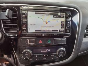 Pelēks Mitsubishi Outlander 2016 Kauņa, ar dzinēja tilpumu 2.00 L un nobraukumu 173 tūkst. km par 7700 €, foto 26 vietnē AUTOMOTO.COM.LV