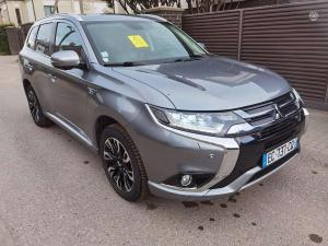 Pelēks Mitsubishi Outlander 2016 Kauņa, ar dzinēja tilpumu 2.00 L un nobraukumu 173 tūkst. km par 7700 €, foto 40 vietnē AUTOMOTO.COM.LV