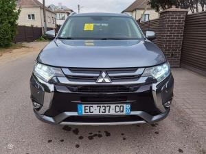Pelēks Mitsubishi Outlander 2016 Kauņa, ar dzinēja tilpumu 2.00 L un nobraukumu 173 tūkst. km par 7700 €, foto 42 vietnē AUTOMOTO.COM.LV
