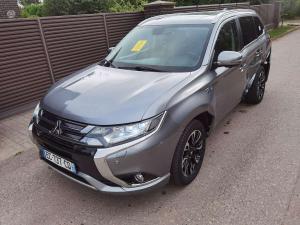 Pelēks Mitsubishi Outlander 2016 Kauņa, ar dzinēja tilpumu 2.00 L un nobraukumu 173 tūkst. km par 7700 €, foto 44 vietnē AUTOMOTO.COM.LV