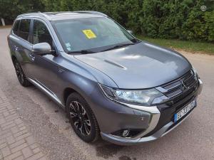 Pelēks Mitsubishi Outlander 2016 Kauņa, ar dzinēja tilpumu 2.00 L un nobraukumu 173 tūkst. km par 7700 €, foto 50 vietnē AUTOMOTO.COM.LV