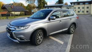 Pelēks Mitsubishi Outlander 2016 Valmiera, ar dzinēja tilpumu 2.00 L un nobraukumu 240 tūkst. km par 11500 €, foto 3 vietnē AUTOMOTO.COM.LV