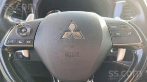 Pelēks Mitsubishi Outlander 2016 Valmiera, ar dzinēja tilpumu 2.00 L un nobraukumu 240 tūkst. km par 11500 €, foto 15 vietnē AUTOMOTO.COM.LV