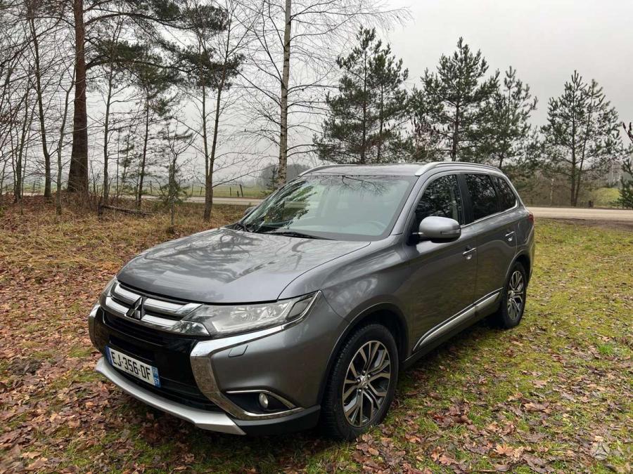Pelēks Mitsubishi Outlander 2017 Tauragė, ar dzinēja tilpumu 2.27 L un nobraukumu 149 tūkst. km par 9800 €, foto 1 vietnē AUTOMOTO.COM.LV