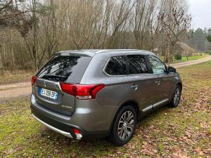 Pelēks Mitsubishi Outlander 2017 Tauragė, ar dzinēja tilpumu 2.27 L un nobraukumu 149 tūkst. km par 9800 €, foto 5 vietnē AUTOMOTO.COM.LV