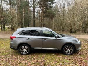 Pelēks Mitsubishi Outlander 2017 Tauragė, ar dzinēja tilpumu 2.27 L un nobraukumu 149 tūkst. km par 9800 €, foto 7 vietnē AUTOMOTO.COM.LV