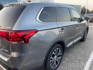 Pelēks Mitsubishi Outlander 2017 Tukums, ar dzinēja tilpumu 2.30 L un nobraukumu 260 tūkst. km par 8500 €, foto 3 vietnē AUTOMOTO.COM.LV