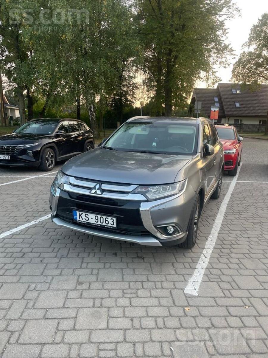 Pelēks Mitsubishi Outlander 2017 Tukums, ar dzinēja tilpumu 2.30 L un nobraukumu 260 tūkst. km par 8500 €, foto 5 vietnē AUTOMOTO.COM.LV