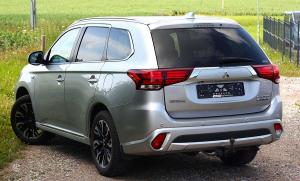 Grey Mitsubishi Outlander 2017 in Kretinga, with an engine capacity of 2.00 L and mileage of 167 thousand km for 13399 €, photo 20 on AUTOMOTO.COM.LV