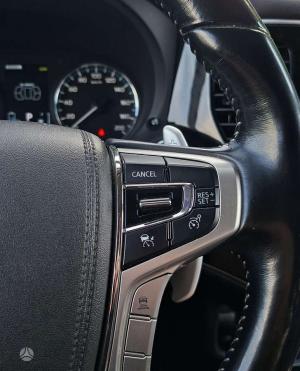 Grey Mitsubishi Outlander 2017 in Kretinga, with an engine capacity of 2.00 L and mileage of 167 thousand km for 13399 €, photo 37 on AUTOMOTO.COM.LV