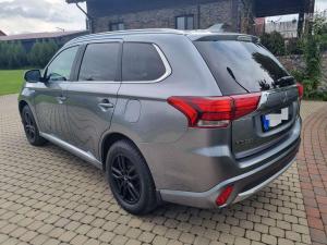 Grey Mitsubishi Outlander 2017 in Alytus, with an engine capacity of 2.00 L and mileage of 126 thousand km for 13500 €, photo 10 on AUTOMOTO.COM.LV