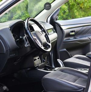Grey Mitsubishi Outlander 2017 in Kretinga, with an engine capacity of 2.00 L and mileage of 167 thousand km for 13399 €, photo 21 on AUTOMOTO.COM.LV