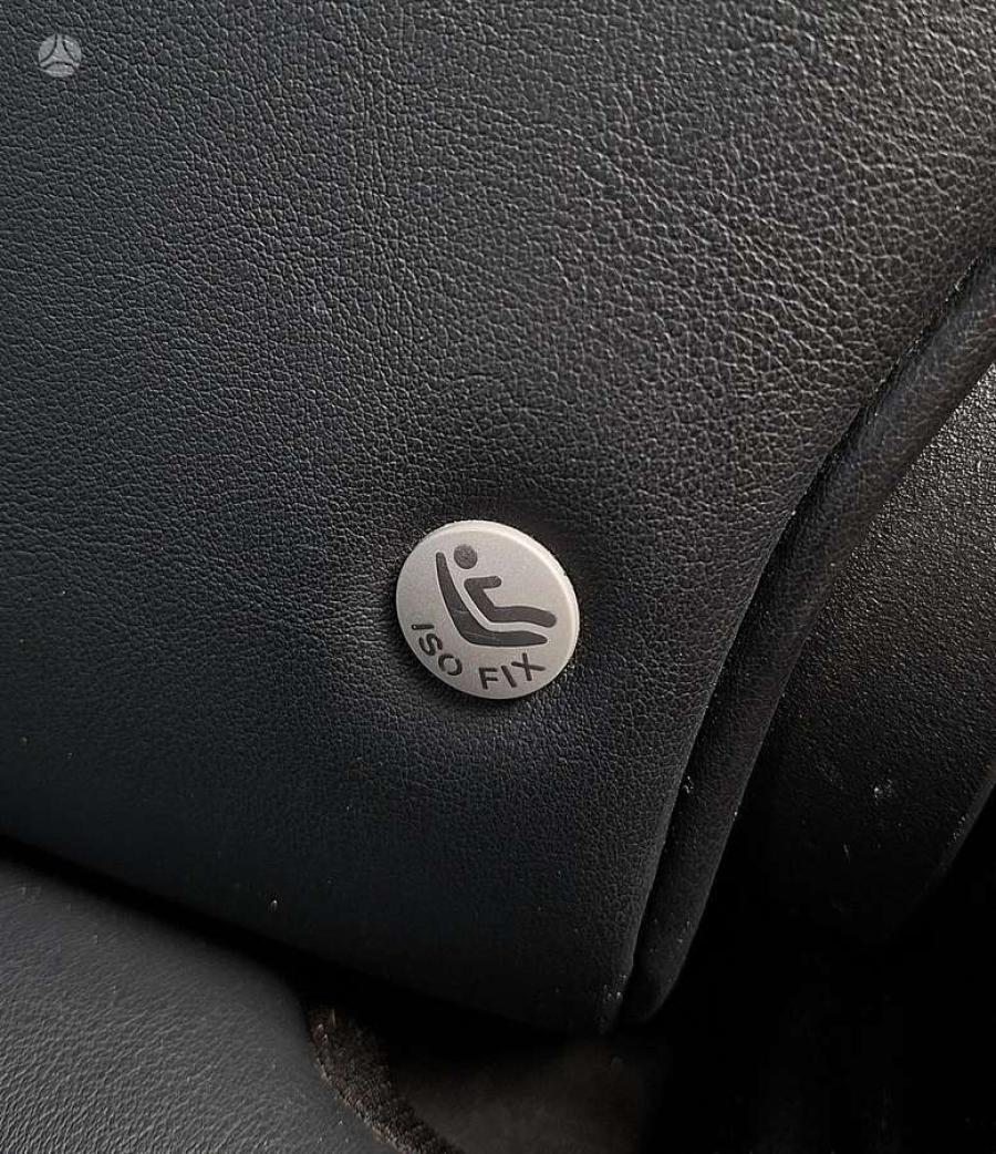 Grey Mitsubishi Outlander 2017 in Kretinga, with an engine capacity of 2.00 L and mileage of 167 thousand km for 13399 €, photo 41 on AUTOMOTO.COM.LV