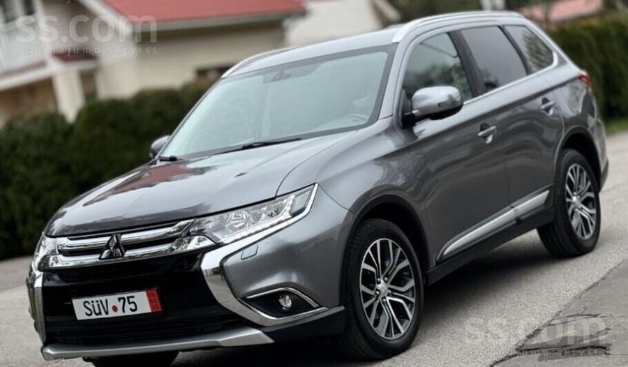 Pelēks Mitsubishi Outlander 2017 Liepāja, ar dzinēja tilpumu 2.30 L un nobraukumu 186 tūkst. km par 11500 €, foto 3 vietnē AUTOMOTO.COM.LV