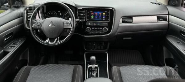 Mitsubishi Outlander 2017 LiepÄja vietnÄ PelÄks Mitsubishi Outlander 2017 LiepÄja, ar dzinÄja tilpumu 2.30 L un nobraukumu 186 tÅ«kst. km par 11500 ā¬, foto 7 vietnÄ AUTOMOTO.COM.LV